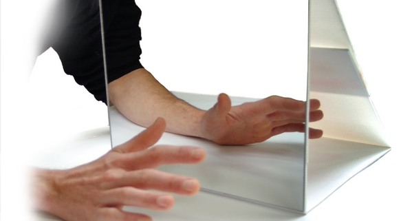 Mirror Therapy for Chronic Pain | The Hand Society